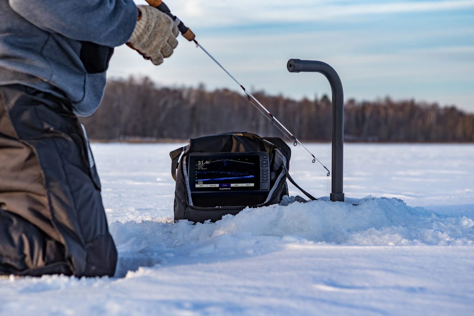 How to Read a Fishfinder – Ice Fishing Edition – Fish'n Canada